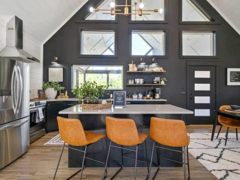 18 Beautiful Broken Bow Cabins with Hot Tubs